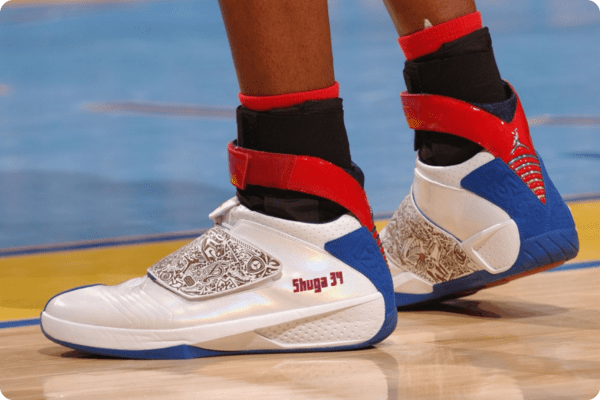 Air Jordan 18 复刻版和元年款典藏系列 -NIKE 中文官方网站