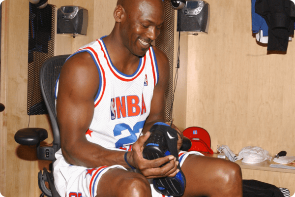Air Jordan 17 复刻版和元年款典藏系列 -NIKE 中文官方网站